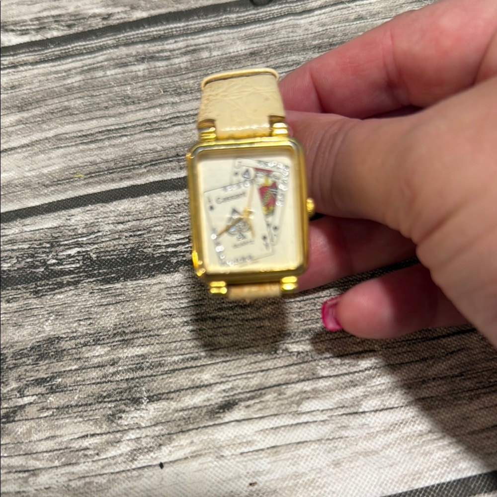 Cassant Quartz Gold Square Watch With Playing Card De… - Gem